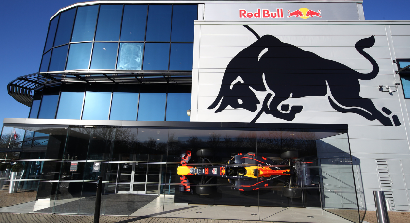 1+1 Red Bull Racing Factory Tour Experience UK - Red Bull MOBILE Zone